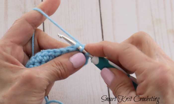 How to Make the Half Double Crochet Stitch for Absolute Beginners